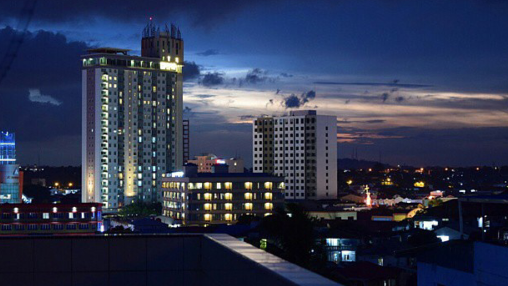 Pertamina Adaptif dalam Rancangan Pembangunan Kilang Minyak di Tengah ...